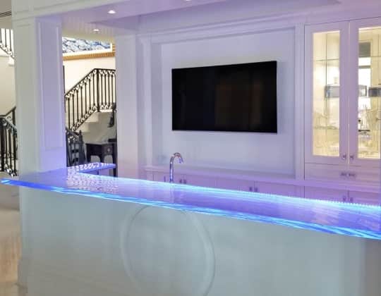 Glass Bar Top Miami | CM Glass, LLC